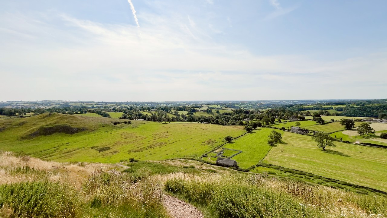Dovedale & The Peak District: Visiting from Derby | Free-City-Guides.com