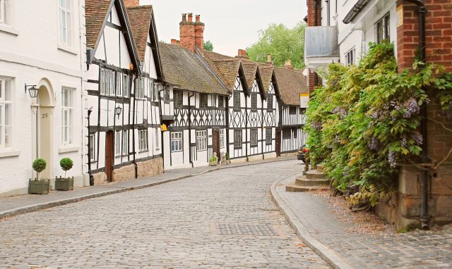 Visiting Warwick - What To See & Do | Free-City-Guides.com