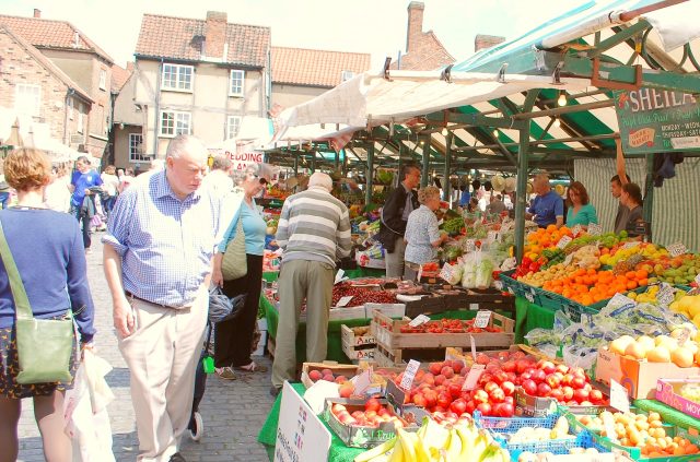 York Shopping - Best Streets & Market | Free-City-Guides.com